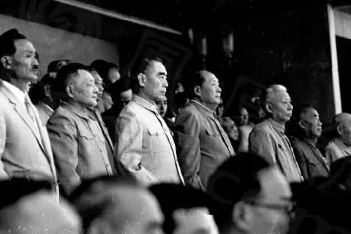 Deng Xiaoping, Zhou Enlai, Mao Zedong, Liu Shaoqi, and Zhu De in 1965 ...