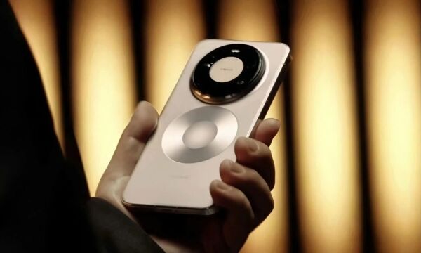 华为Mate80Pro新品上市，70Pro降至冰点价，该怎么选？一文看懂