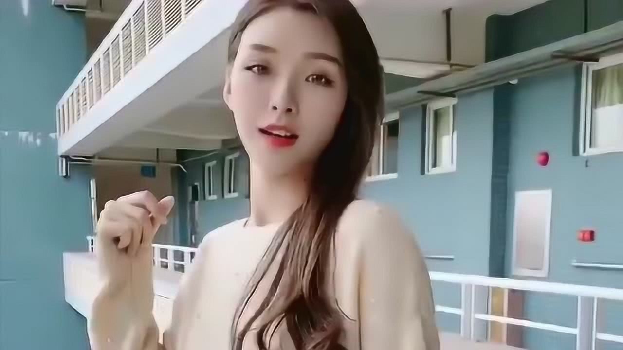 挠五年级女班长脚心文章