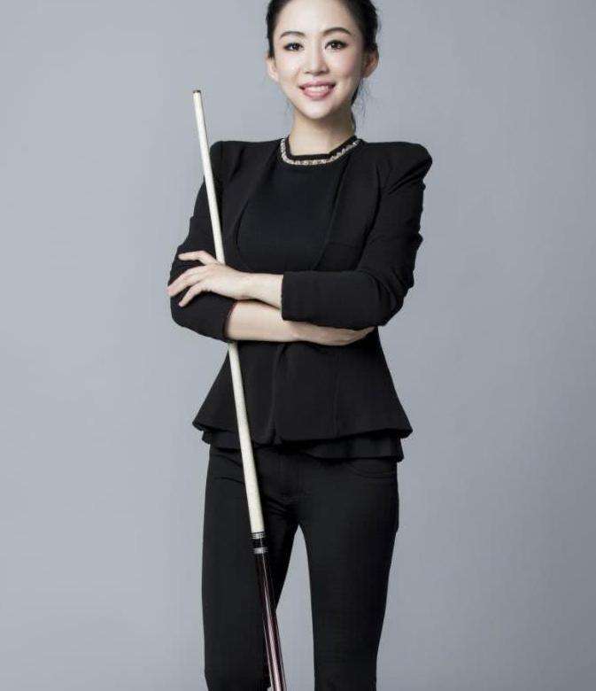 Pan Xiaoting has a beautiful photo of the game, has a round body, has ...