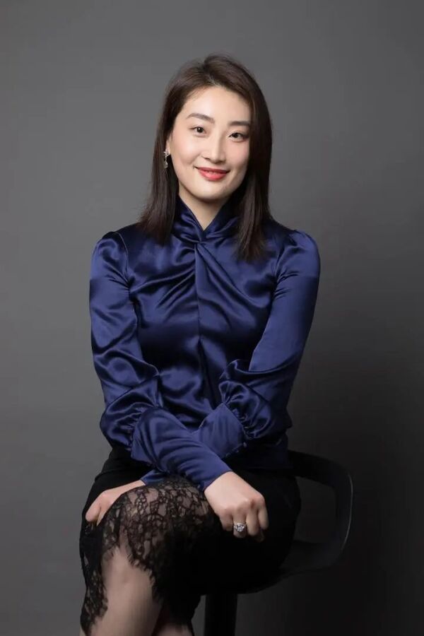 人物锐评 | 从“公主”蜕变为“女帝”的宗馥莉，“阳谋”，不得了！