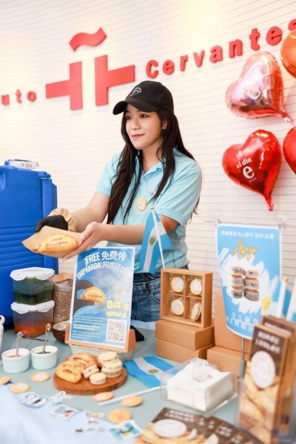 阿根廷“国菜”成了进博会爆款，背后有个跨国爱情故事 | 上海滩上洋掌柜