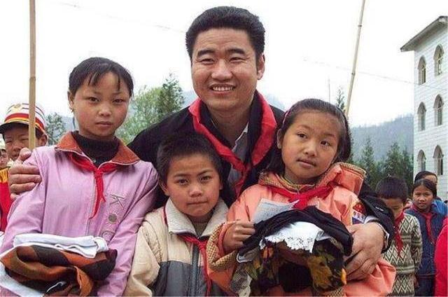 Cong Fei did good things in his life, but died of cancer at the age of ...