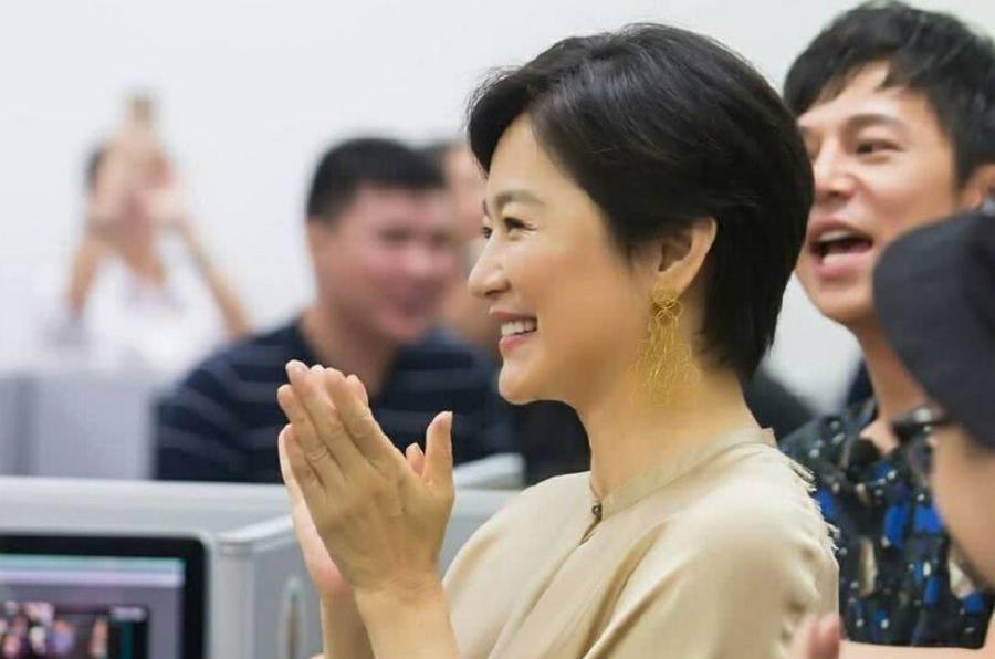 The senior entertainment reporter revealed that Brigitte Lin divorced ...