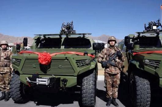 Individual soldiers wear iron armor! The new type of weapon is ...