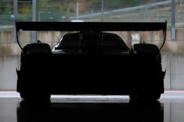 Familiar back view Pagani Huayra R teaser image released - car| DayDayNews